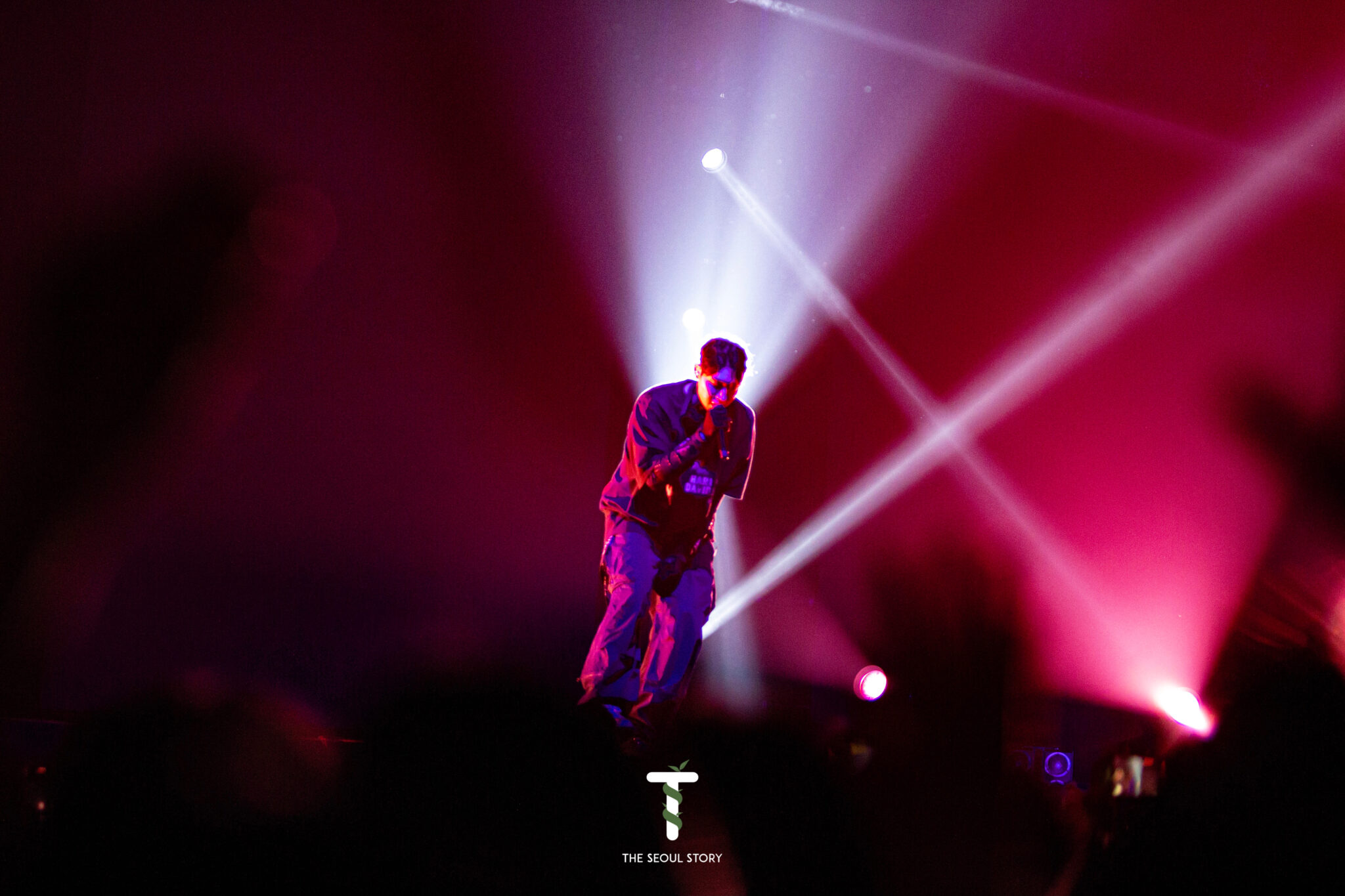 [SINGAPORE] Dean & Tabber Electrify at First Sold-Out Asia Concert ...